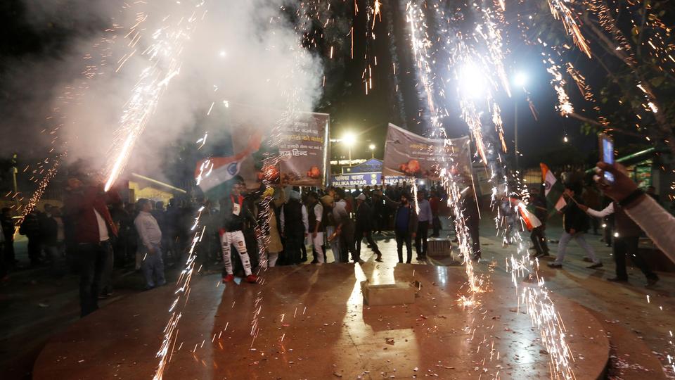 Indo-Pak battle on the social media arena