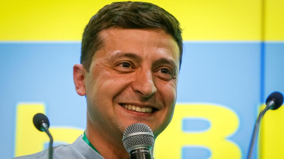 Ukraine president's party on course to win majority in new parliament