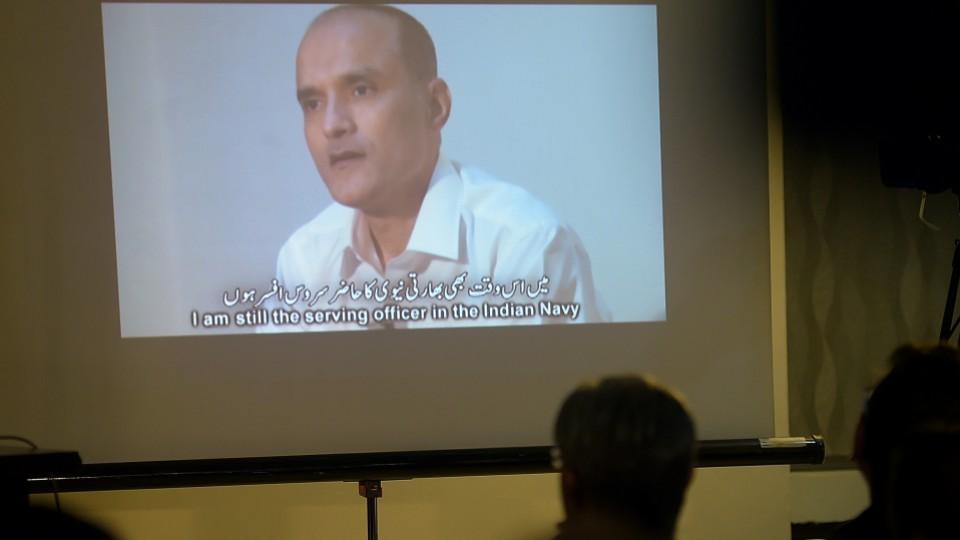 Pakistan orders death sentence for Indian "spy"