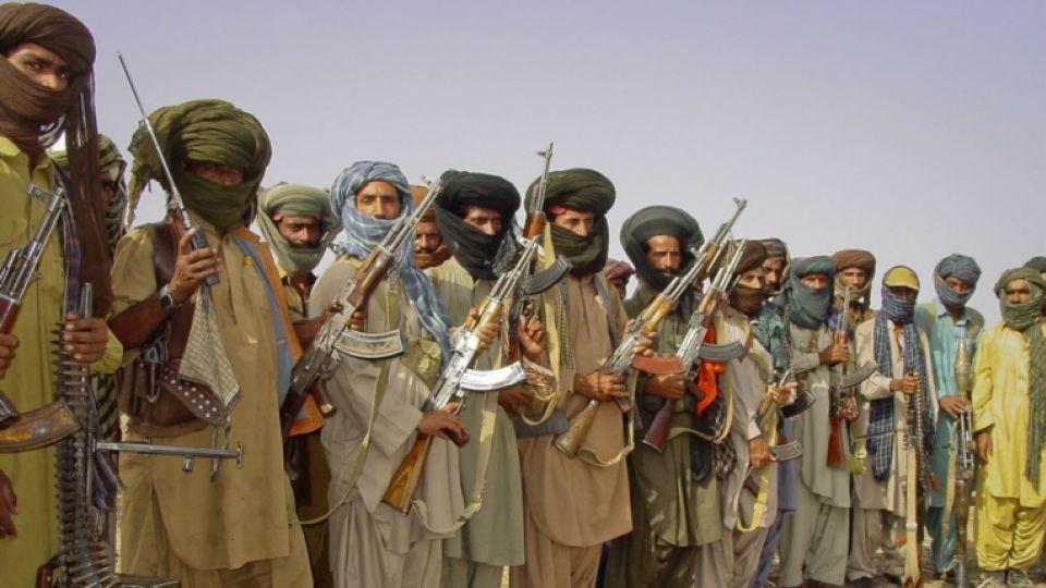 Pakistan announces surrender of 140 rebels