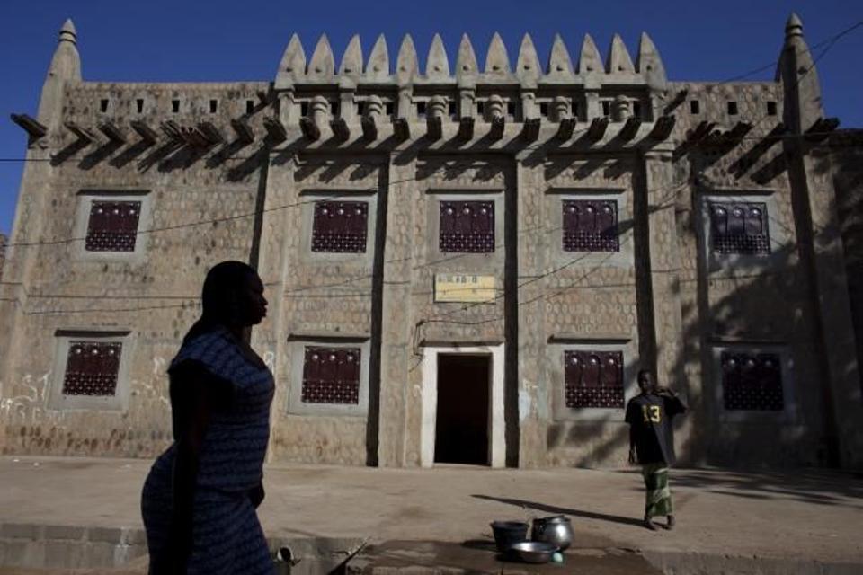 Mali's legendary earthen buildings in danger - UNESCO