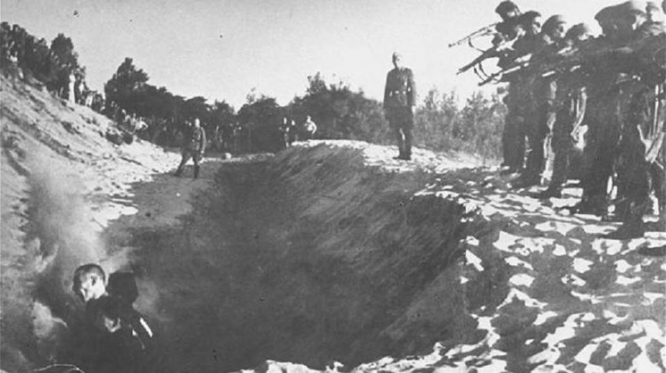 Ukraine revisits Babi Yar tragedy 75 years on